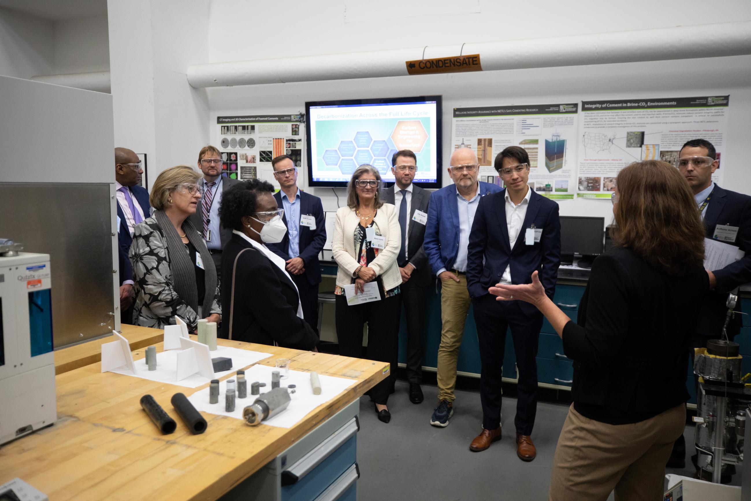 World Energy Leaders Visit NETL Pittsburgh as Part of Global Clean ...